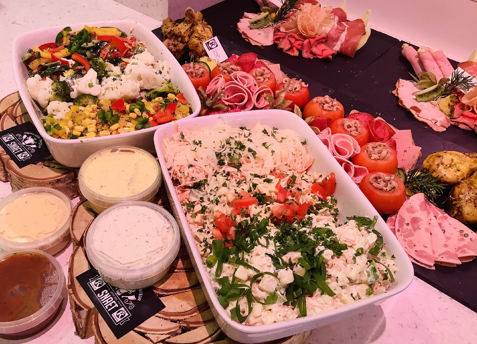Koud buffet van de chef (groenten, aardappelsla en sauzen inbegrepen ...