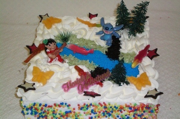 Lilo en Stitch taart - Van Rooyens Bakkerij